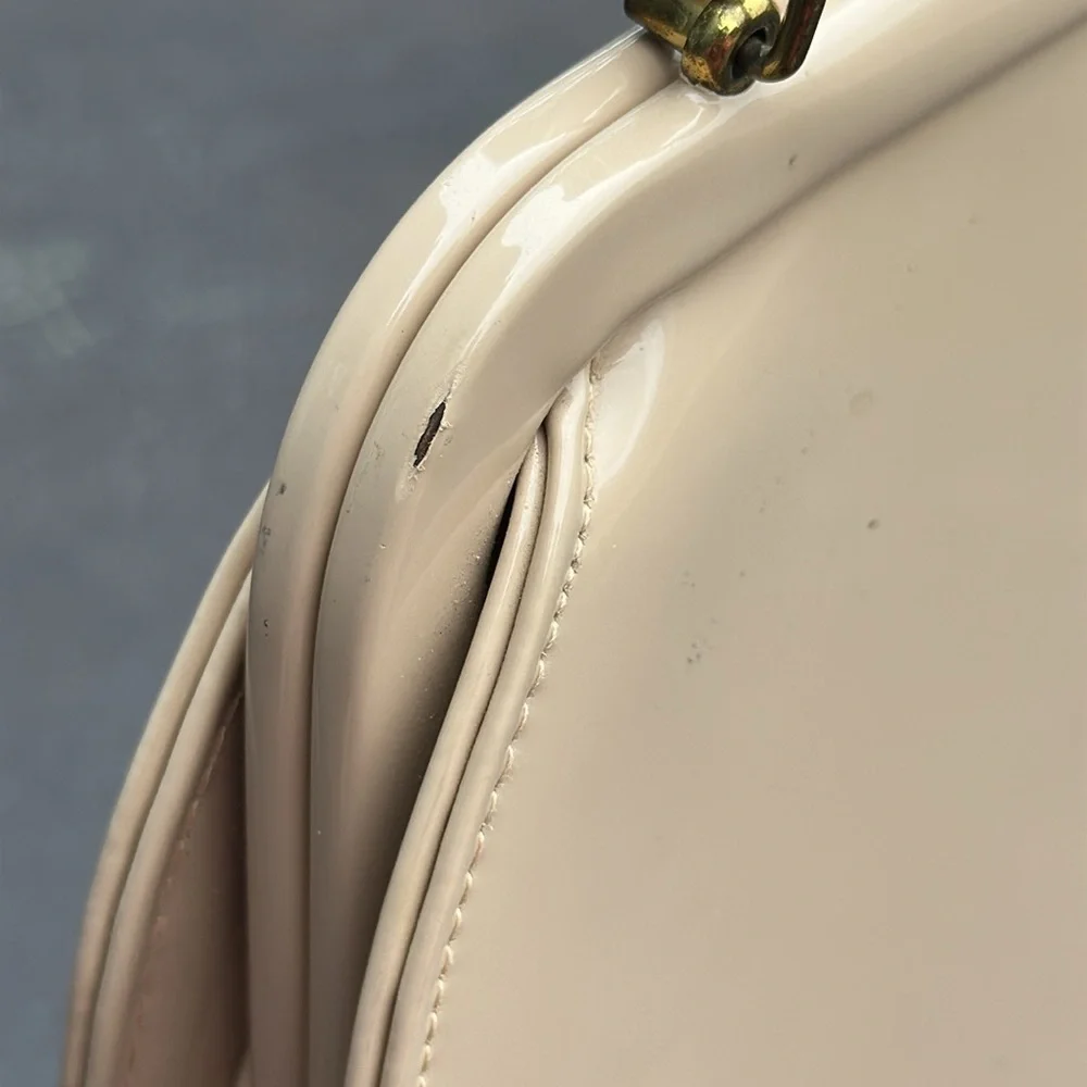 Vintage | Bags | Vintage Stylemark Cream Patent Leather Handbag Purse ...